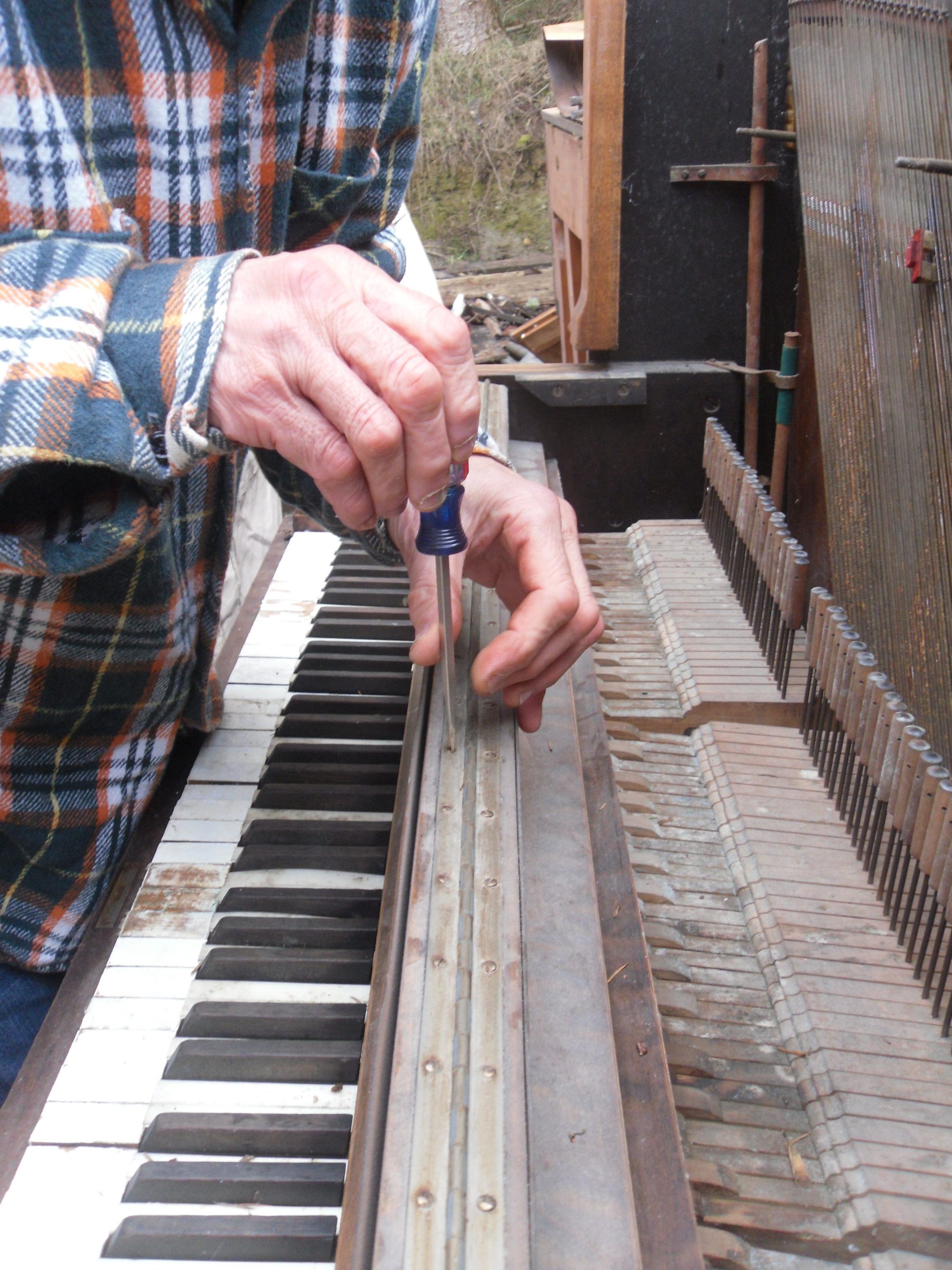 Piano Recycling Services in Freeland.